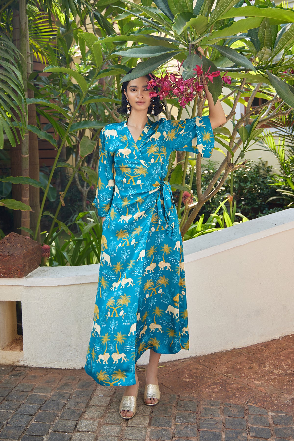 Women's Teal & Mustard Elephants & Lions Silk Robe Dress - Verandah